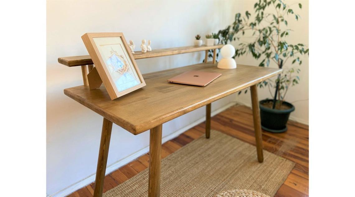 Meja Kerja Retro Sederhana Pakai Rak Ala Jepang - Sobat Furniture